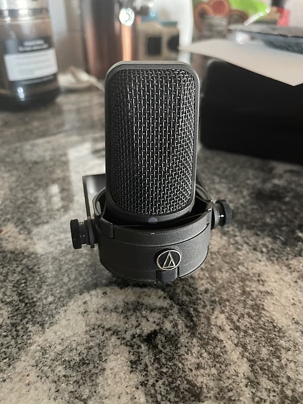Audio Technica 3525 - Black w/ Shockmount | Reverb