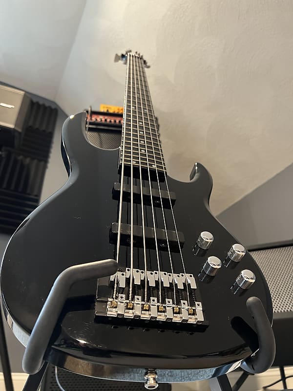 Carvin LB76 Six String Bass, 1992, Black | Reverb