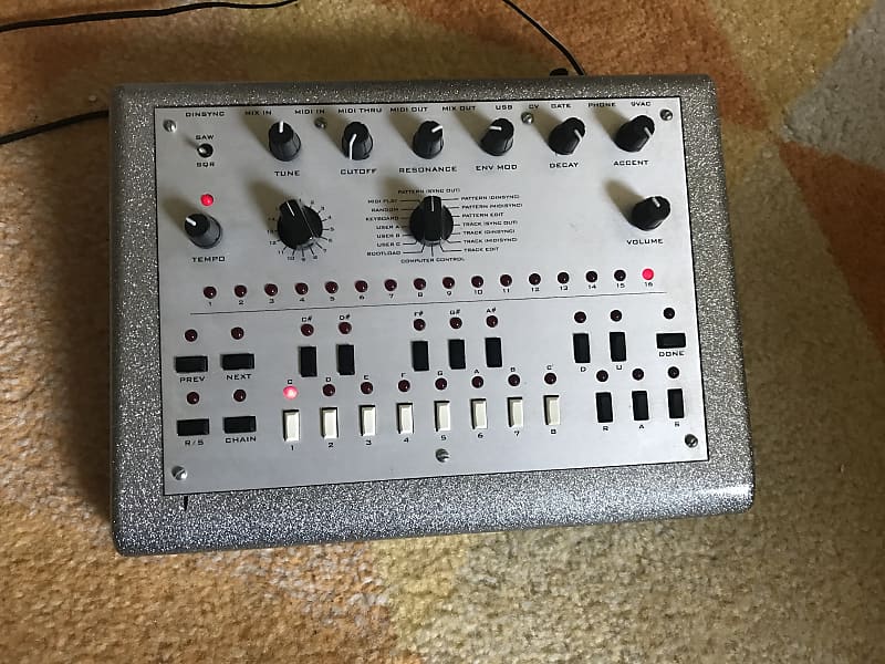 x0xb0x / xoxbox/ analog TB303 clone | Reverb