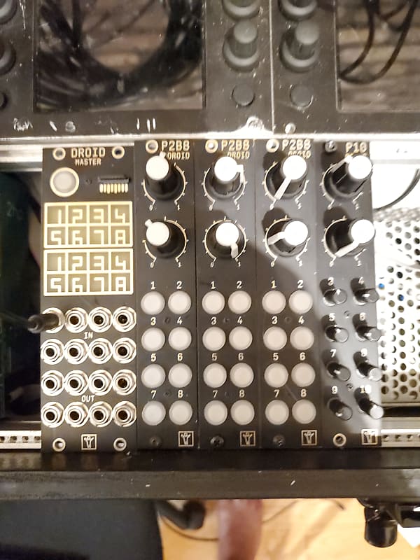 Der Mann mit der Maschine - Droid Set of Master, Three RED | Reverb