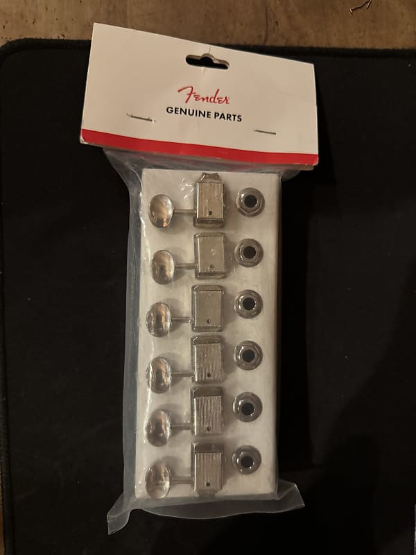 Fender Classic Tuning Machine Heads - Chrome 2019 - Chrome | Reverb