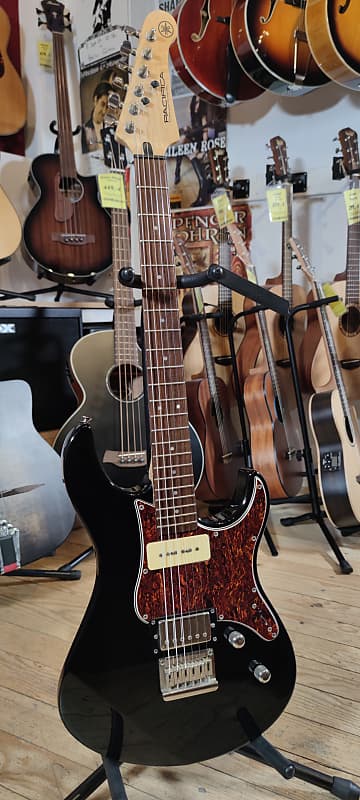 Yamaha 311H Pacifica - Black | Reverb