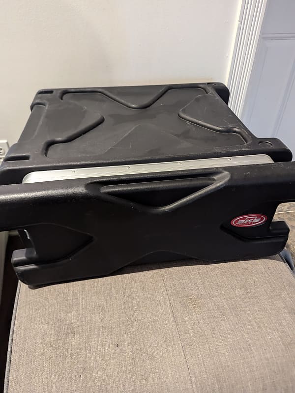 SKB 4U Rolling Molded Rack | Reverb