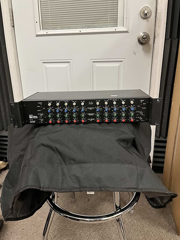 Meyer Sound CP-10 Parametric EQ Equalizer Rack | Reverb