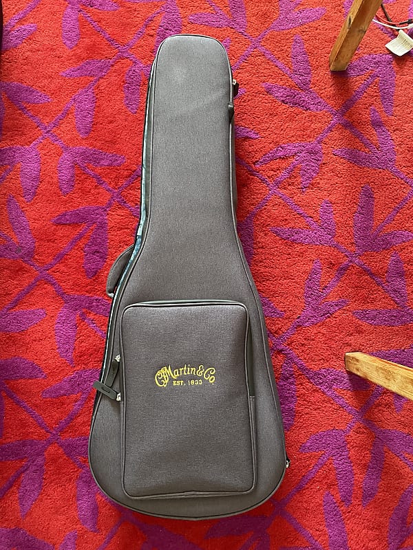 Martin Soft Shell 0 / 00 Acoustic Guitar Case Grey | Reverb