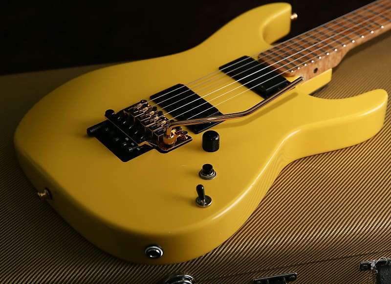 Warmoth Bespoke Super Strat Graffiti Yellow 2 | Reverb The Netherlands