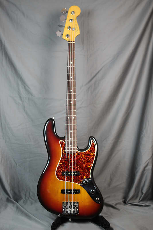 Fender USA 1962 Stack Knob Reissue Jazz Bass w/ Fender Deluxe | Reverb