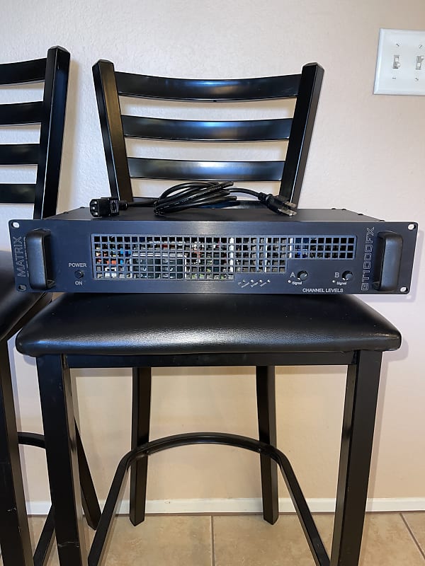 Matrix Amplification Gt1000fx 2U power amp | Reverb