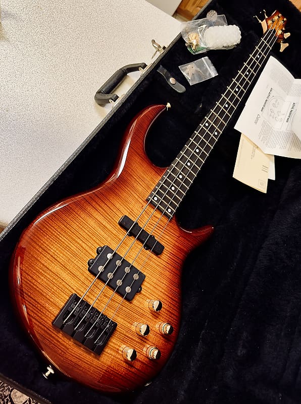 Carvin Icon Bass Guitar w/Piezo Electronics & Flamed Maple | Reverb