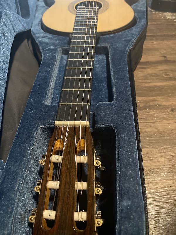 Classical Guitar Yulong Guo Hauser Model 2015 Natural/Spruce | Reverb