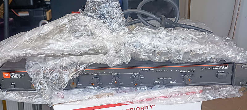 Jbl urei Compressor/limiter model 7110 1985 - Black | Reverb