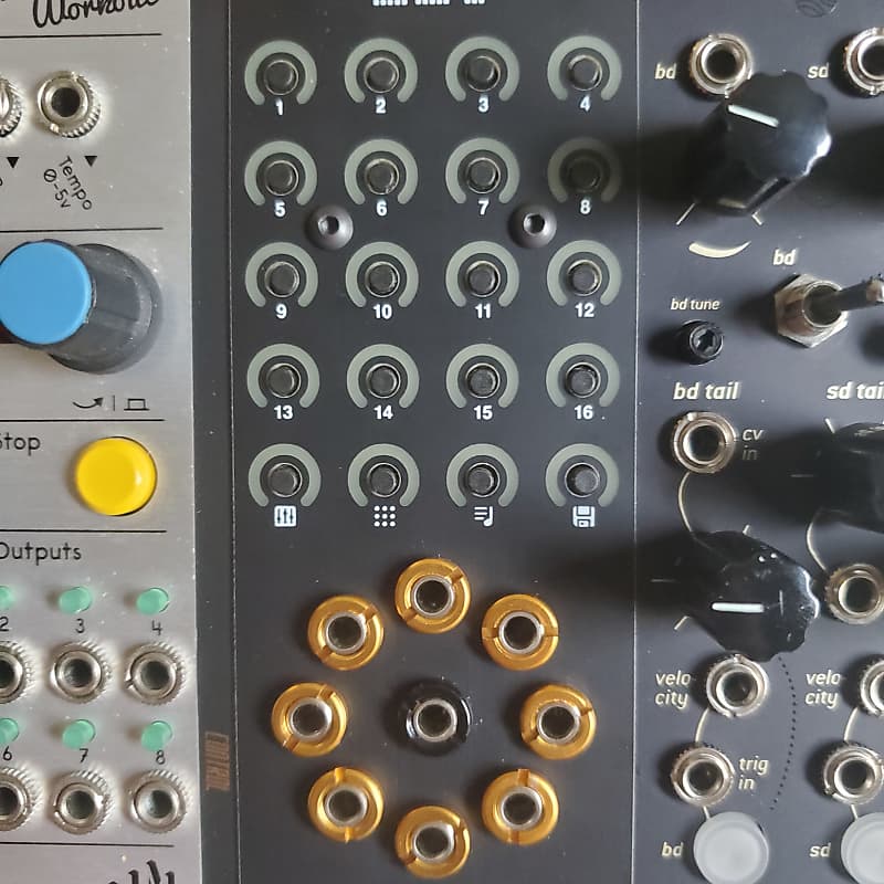 Robaux LL8 8 Track Trigger Sequencer - Black | Reverb