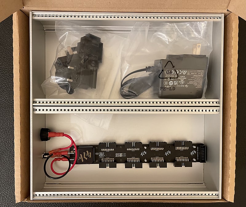 ALM/Busy Circuits ALM-CS004 52HP 6U Eurorack Synth Case with | Reverb