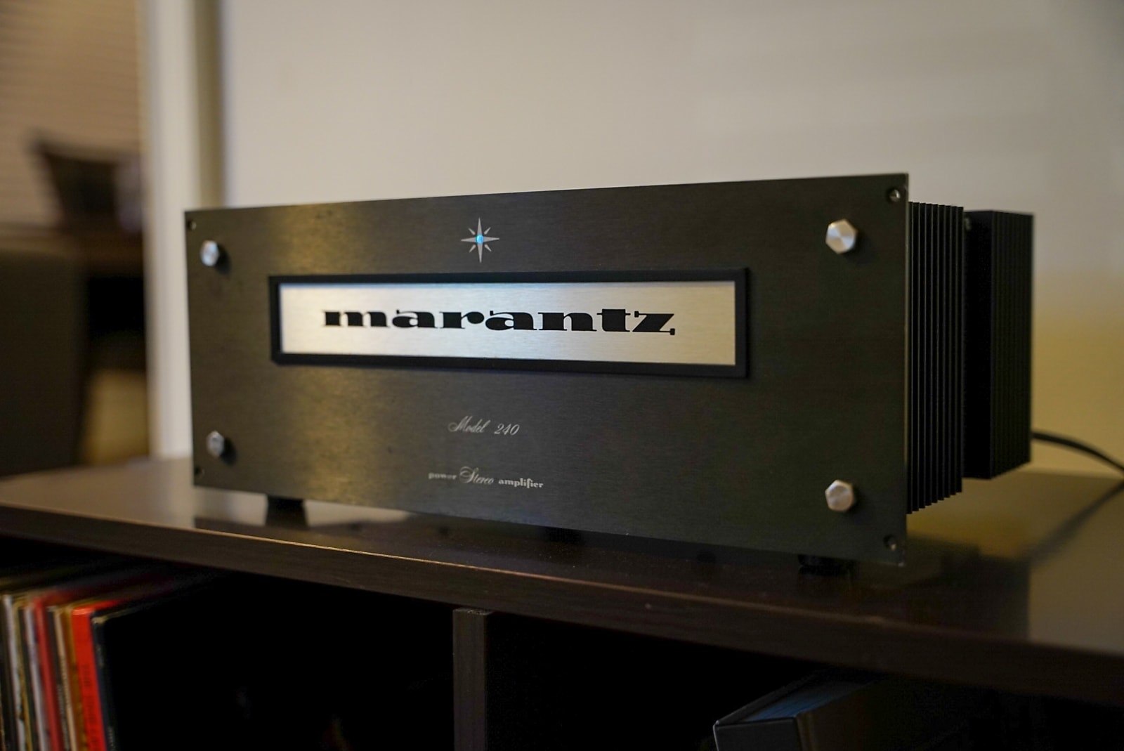Marantz Model 240 Blk 125-Watt Stereo Solid-State | Reverb Australia