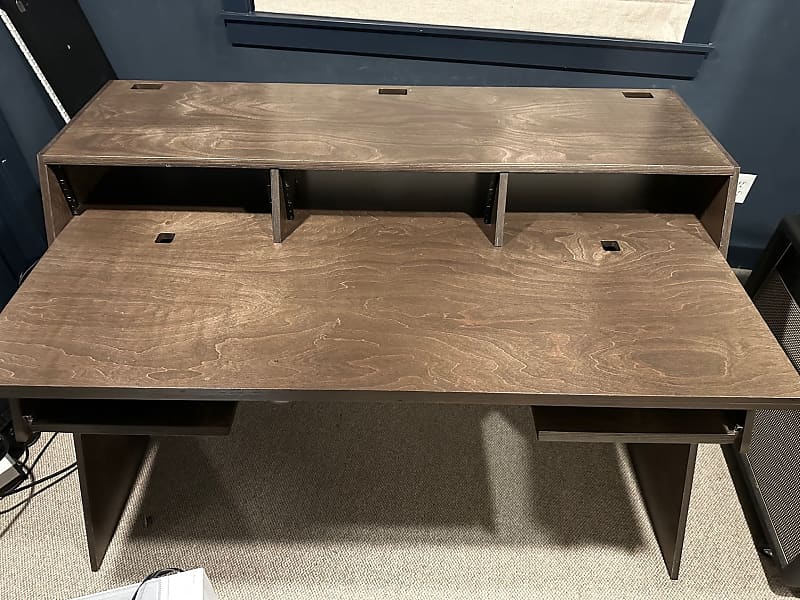 Output Platform Desk Version 1 - Kodiak Brown | Reverb