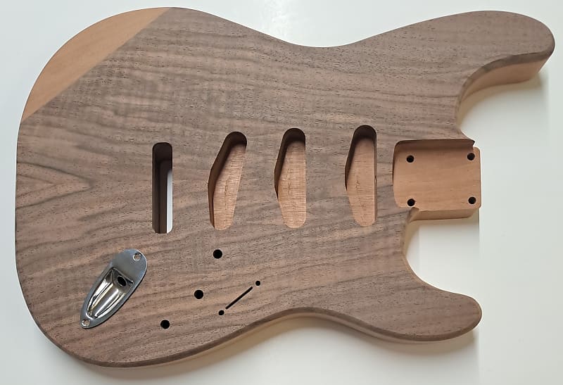 Shepard Custom Guitars Custom Stratocaster Body Clairo Walnut | Reverb
