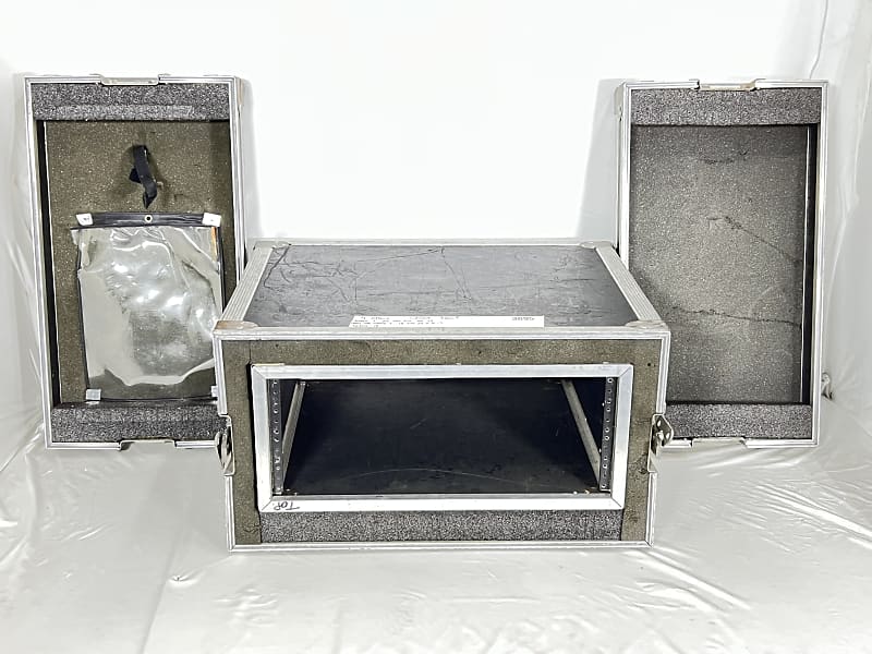 Calzone Cases 4 Spaces Shock Proof Amp Rack #3895 (One) | Reverb