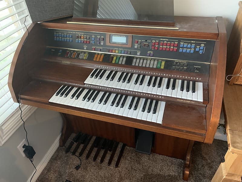 Lowrey Odyssey Mahogany | Reverb