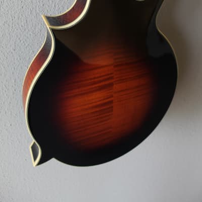 Brand New The Loar LM-700-VS Supreme F-Style Mandolin with | Reverb