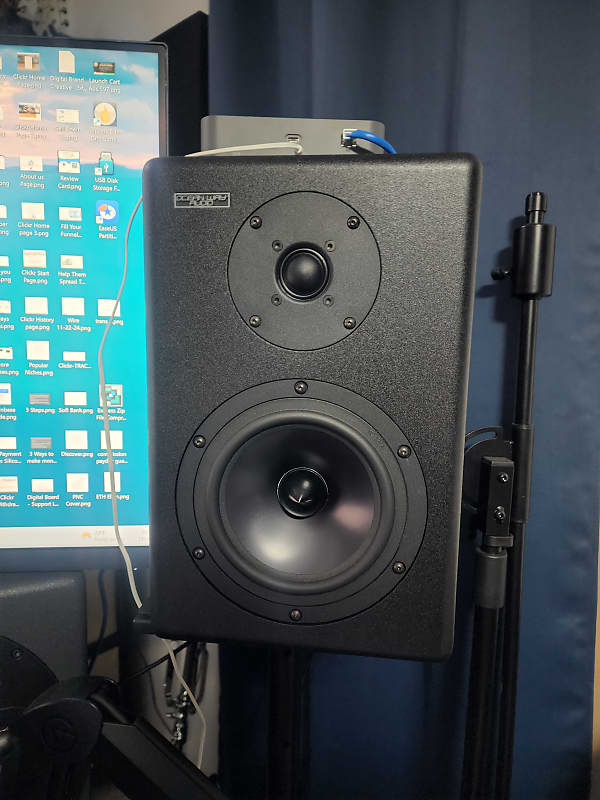 Mint - Ocean Way Audio Pro 3 Powered Studio Monitors | Reverb