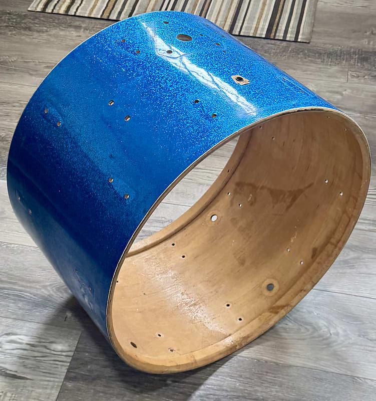 Ludwig 22 inch bass drum 60s - Blue sparkle | Reverb