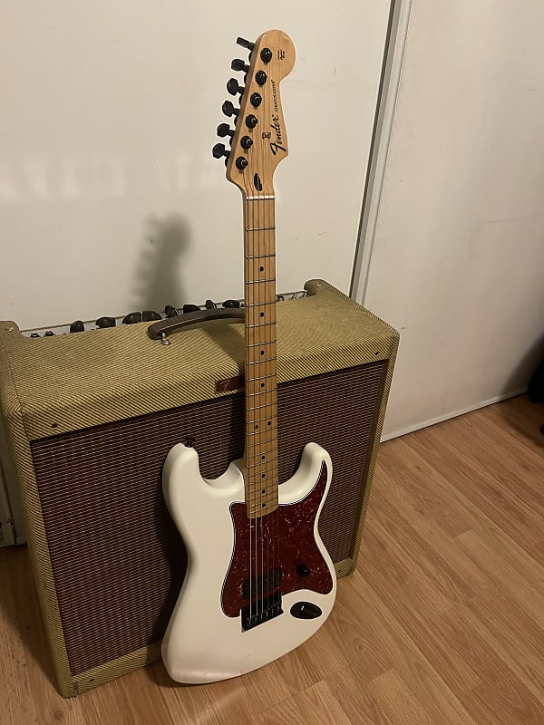Fender Stratocaster 2020 - White | Reverb