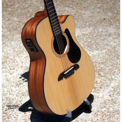 ALVAREZ ARTIST SERIES (OLDER 4-DIGIT MODELS) acoustic guitars