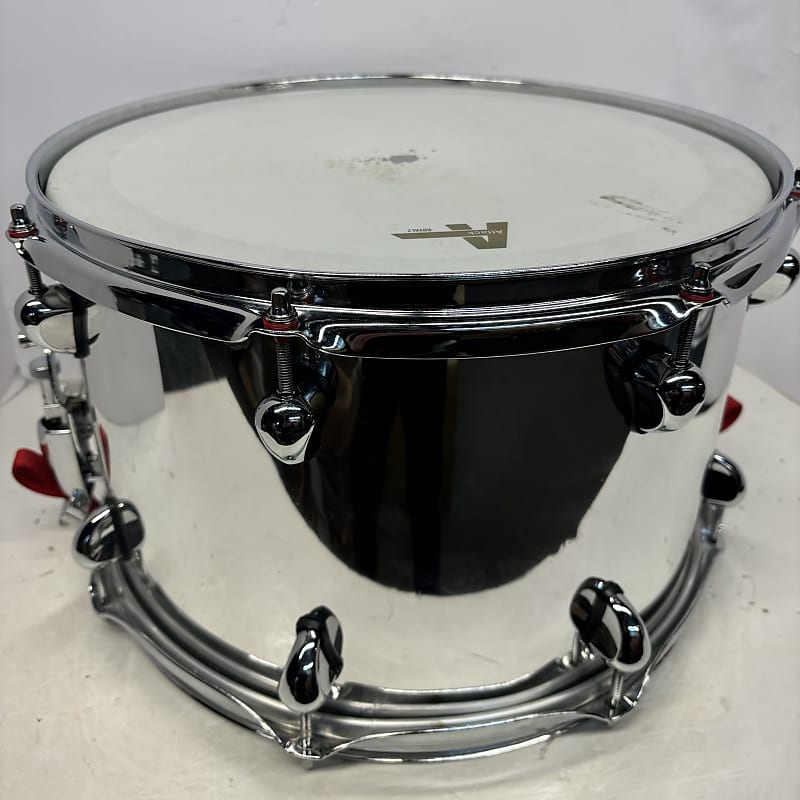 Milestone 14" x 9" Chrome over Fibreglass | Reverb