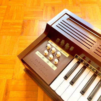 Magnus Model 300 (USA, 1950s) – vintage portable electric | Reverb