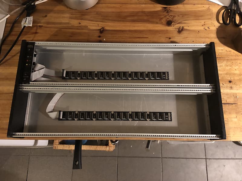 Eowave 6u 104 HP Eurorack Case (powered) | Reverb UK