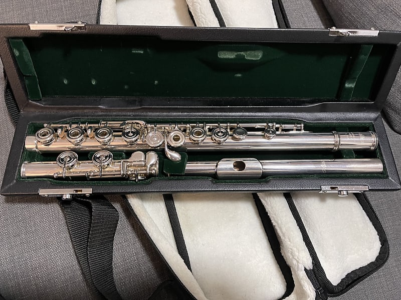 Altus 1007 Professional Flute (like new) Offset G, split E | Reverb