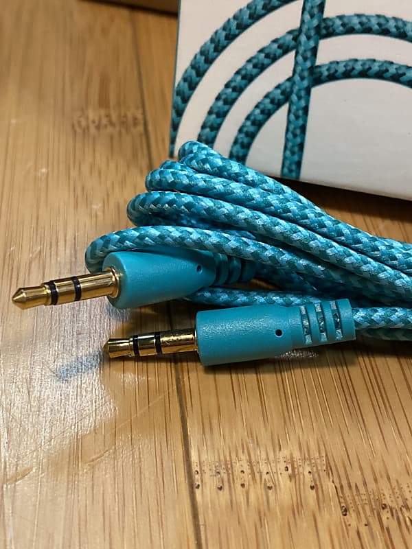 3.5mm Braided/Shielded TRS Male to Male Aux Cable (Brand New) | Reverb