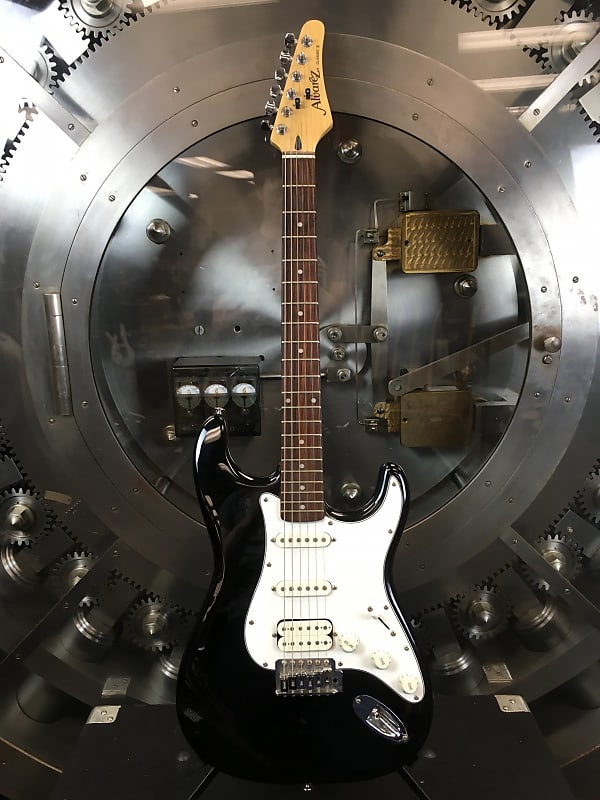 Alvarez Classic II Stratocaster w/ Original Hard Case | Reverb