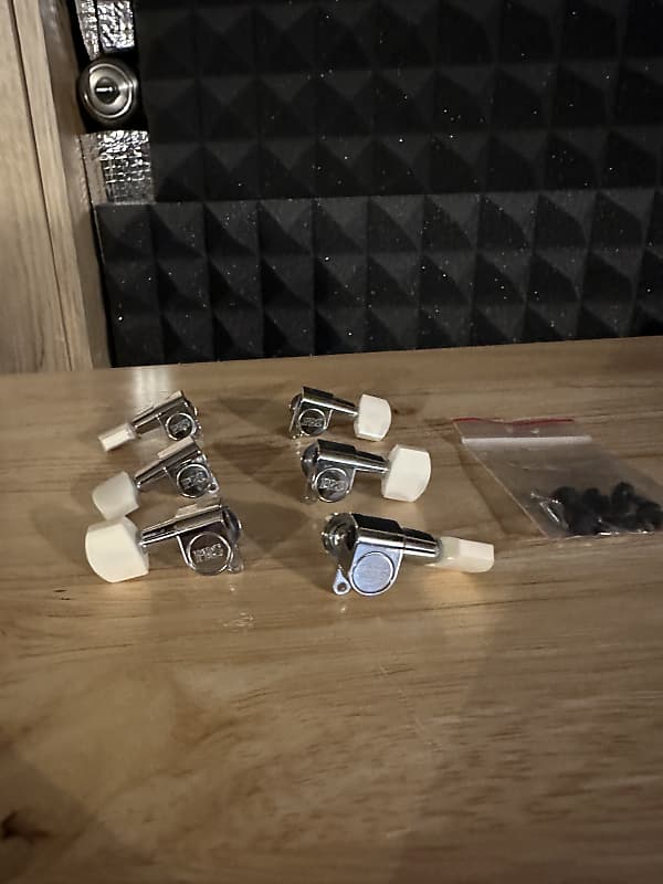 PRS Phase II Tuners with White tuner buttons! | Reverb