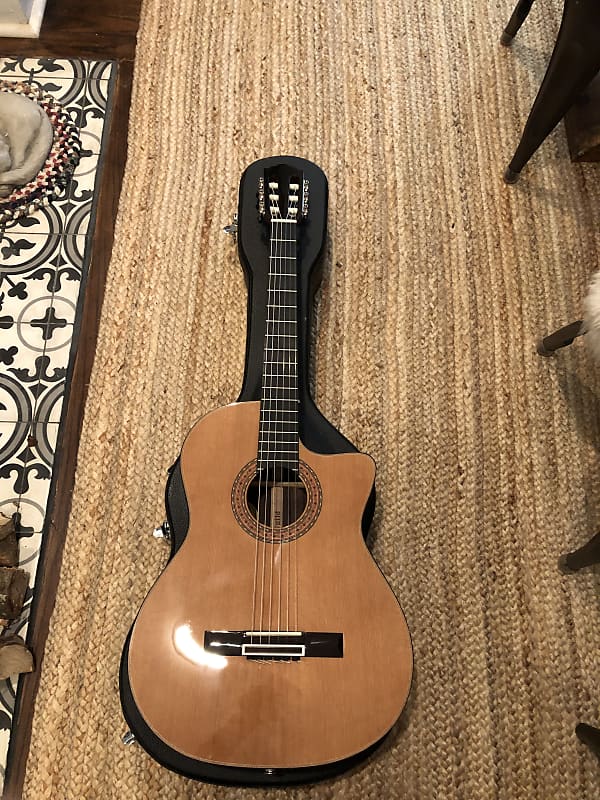 Guild Classical Acoustic Cutaway OM Auditorium GN-5 NAT - all | Reverb