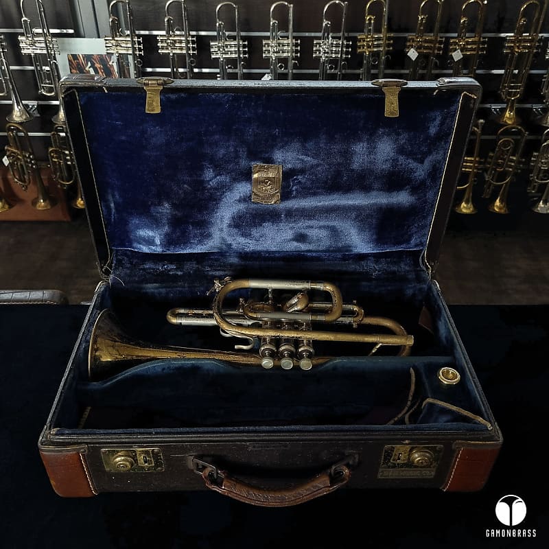 Vincent Bach Stradivarius Mt Vernon New York cornet case | Reverb