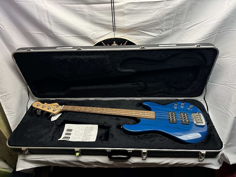 G&L USA 3-Bolt L-2000 L2000 4-string Bass with Case 1990s - | Reverb