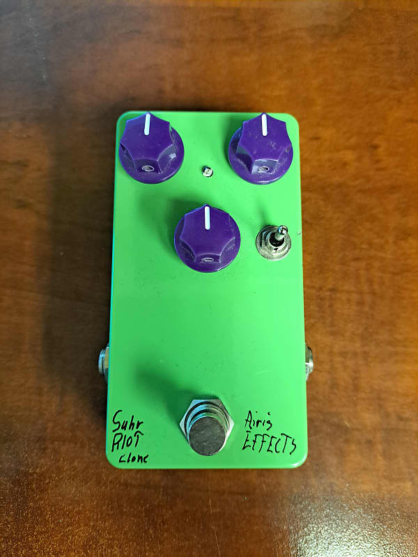 Airis Effects Suhr Riot Clone 2017 Green | Reverb