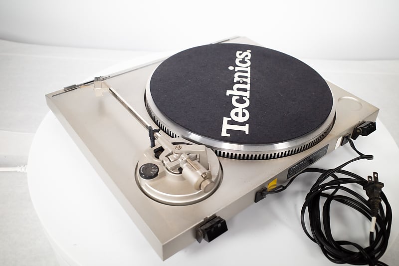 Technics SL-Q20 1982 - Silver Matte Turntable | Reverb