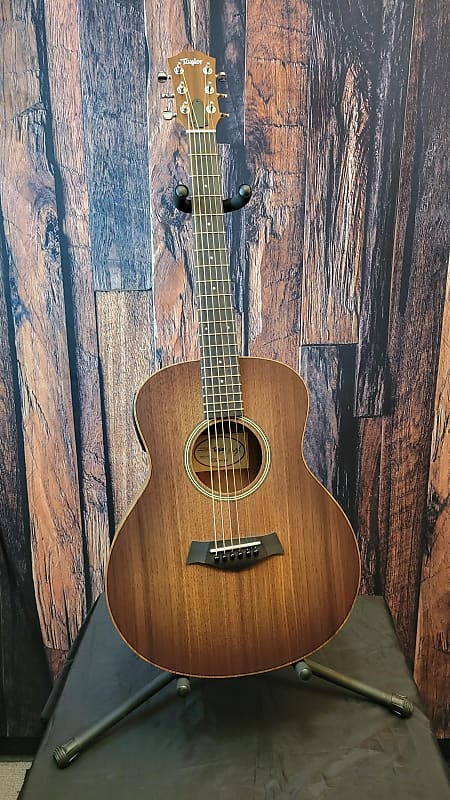 Taylor GS Mini E Special Edition Walnut | Reverb