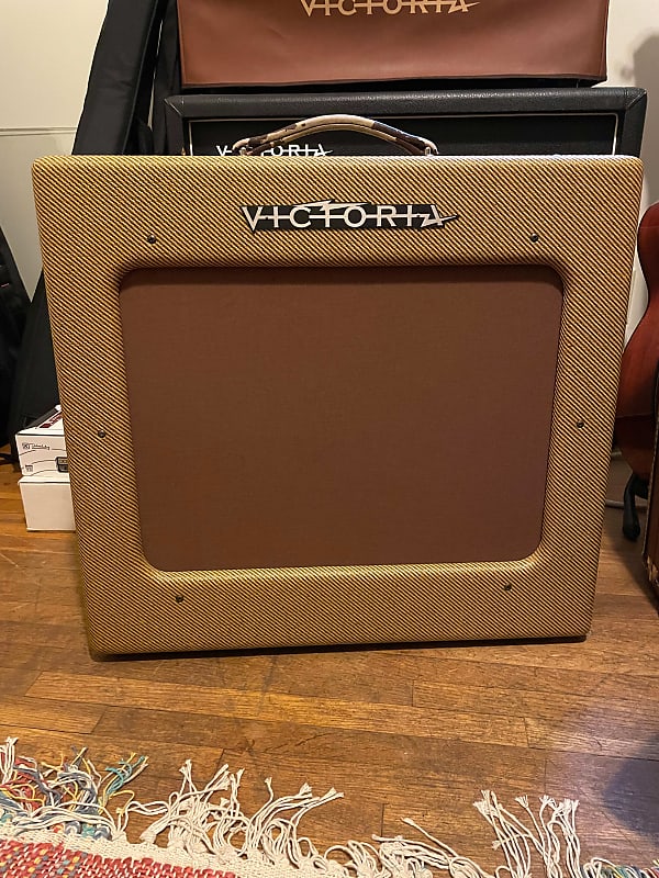Victoria Regal II Tweed | Reverb