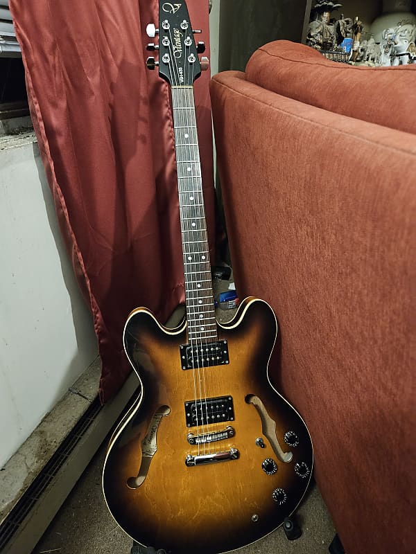 Vantage VSH-435 Early 2000s - Sunburst | Reverb