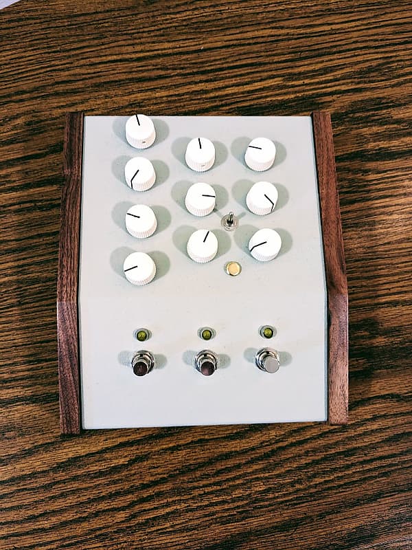 Analog Multi-effects Pedal Delay - TubeScreamer - Octave Fuzz | Reverb