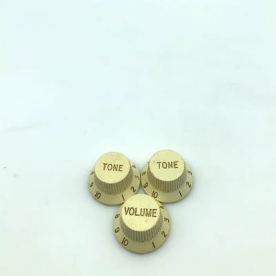Stratocaster Style Knobs Set - Aged White | Reverb
