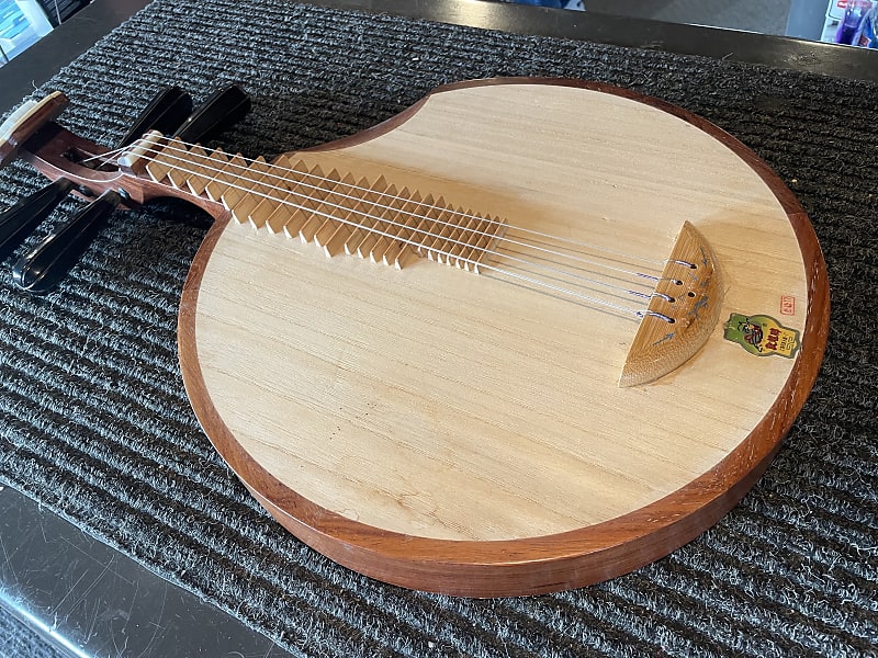 Japanese Ruan | Reverb