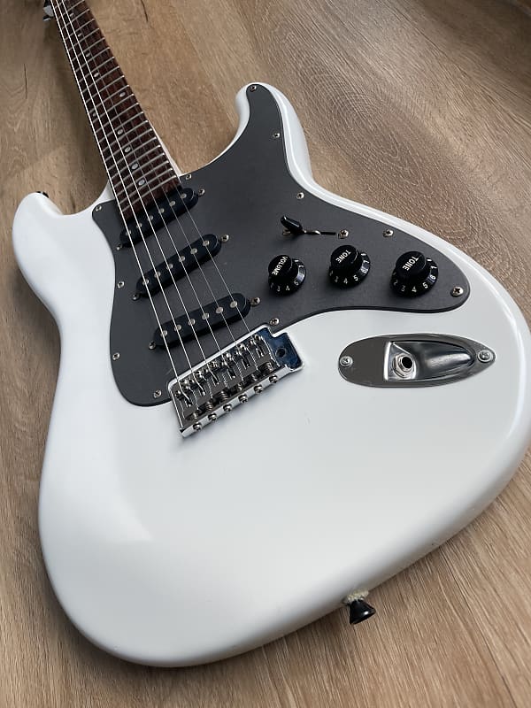 Aria FS Series Pro II SSS Stratocaster | Reverb UK