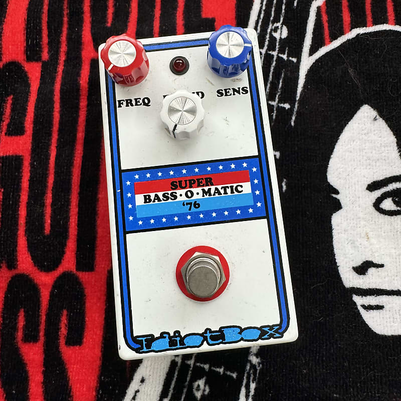 Idiotbox Super Bass-O-Matic '76 | Reverb