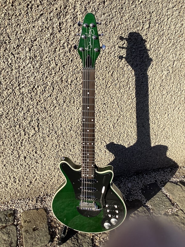 BMG Brian May Red Special 2000s Green | Reverb UK