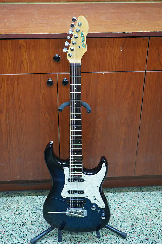 Vintage Levinson Blade RH4 Electric Guitar Blue / Black | Reverb