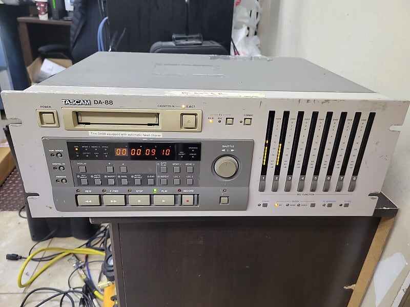 Tascam DA-88 8 Channel Digital Multitrack Audio DTRS | Reverb